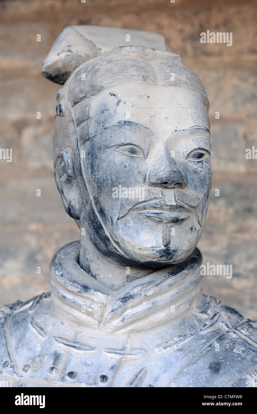 Chinesische krieger uniform -Fotos und -Bildmaterial in hoher Auflösung ...