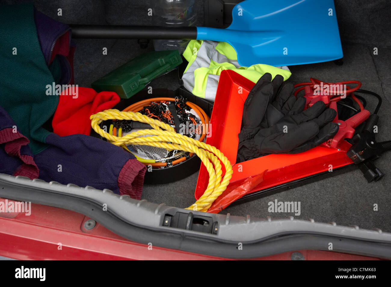 Mit dem auto nach irland reisen -Fotos und -Bildmaterial in hoher ...