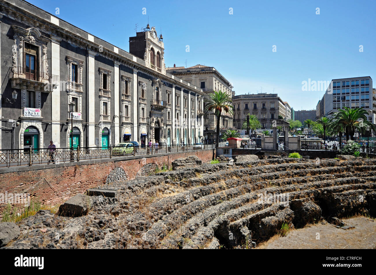 Sicily catania amphitheatre -Fotos und -Bildmaterial in hoher Auflösung ...