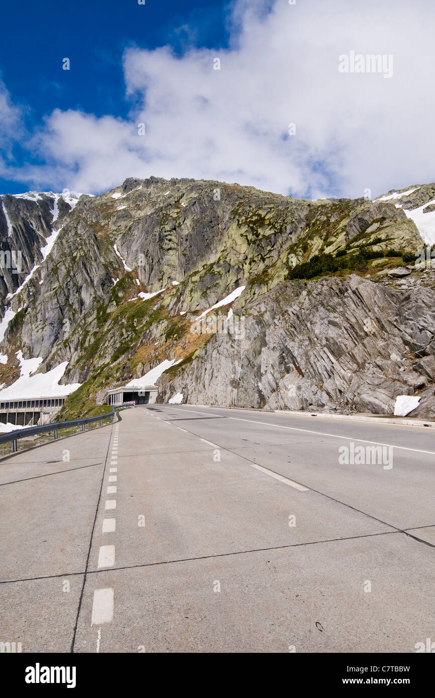 St gotthard pass passo san gottardo -Fotos und -Bildmaterial in hoher ...