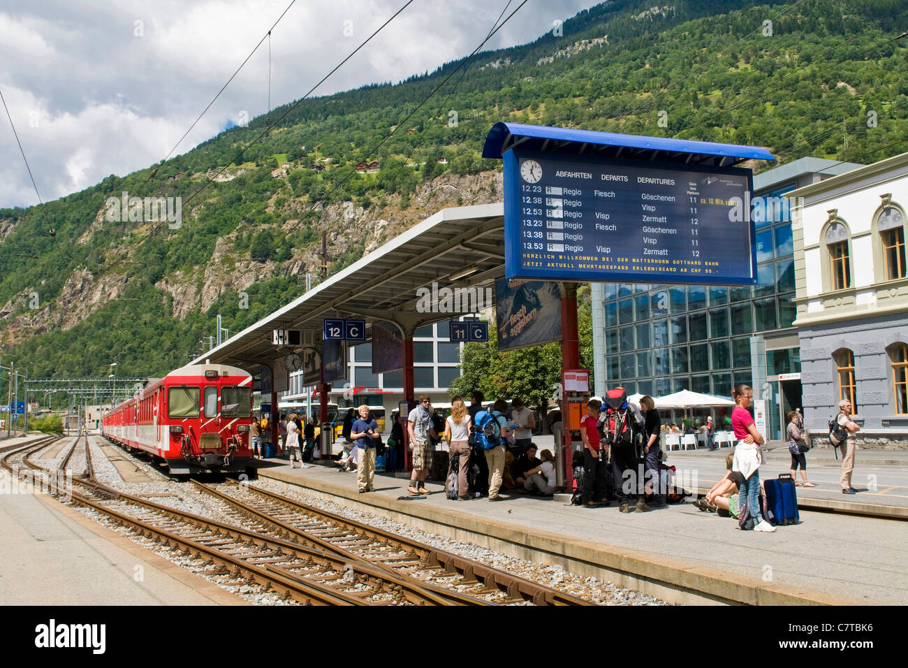 Schweiz, Kanton Wallis, Brig, Bahnhof Stockfoto, Bild: 39259338 - Alamy