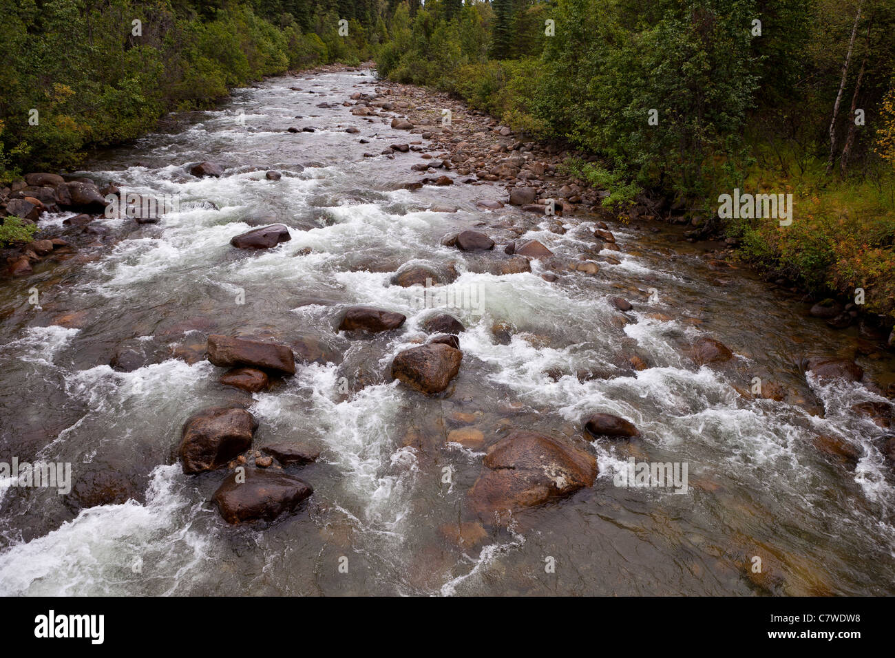 Wasserlauf oder strom oder fluss -Fotos und -Bildmaterial in hoher ...