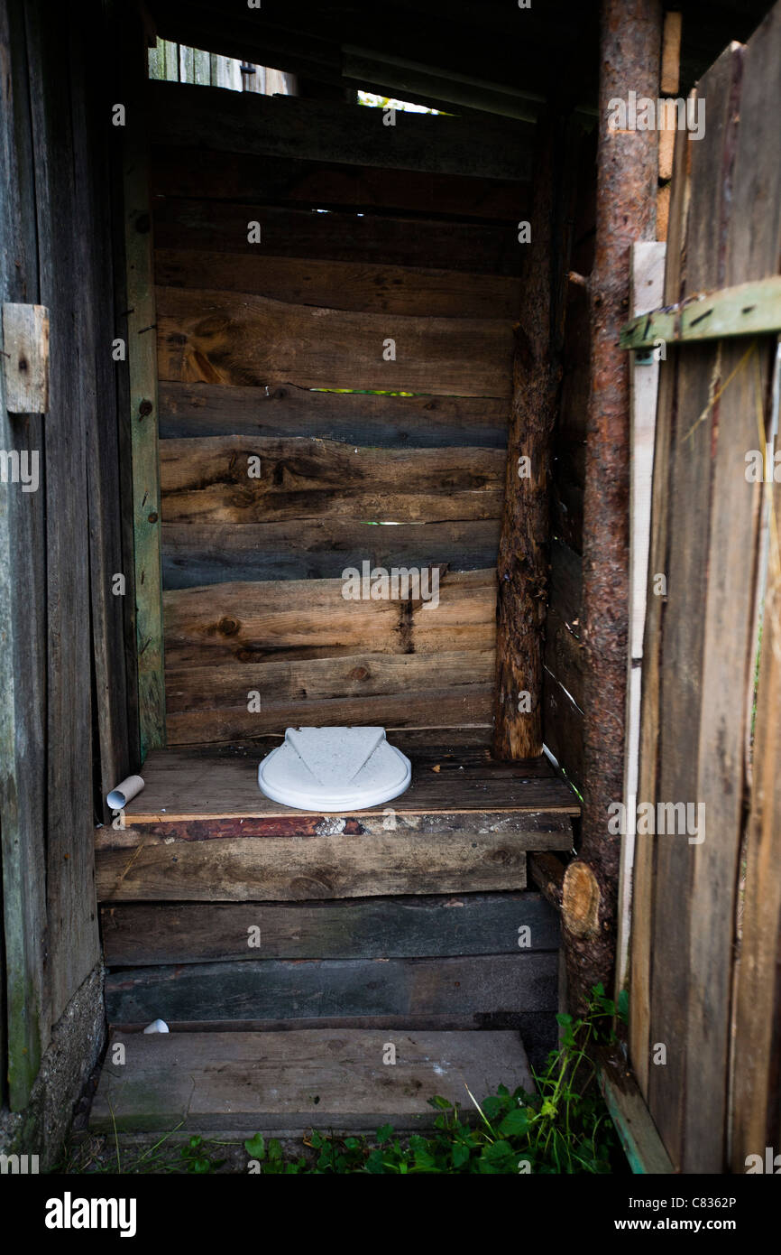 Latrine system haus -Fotos und -Bildmaterial in hoher Auflösung – Alamy
