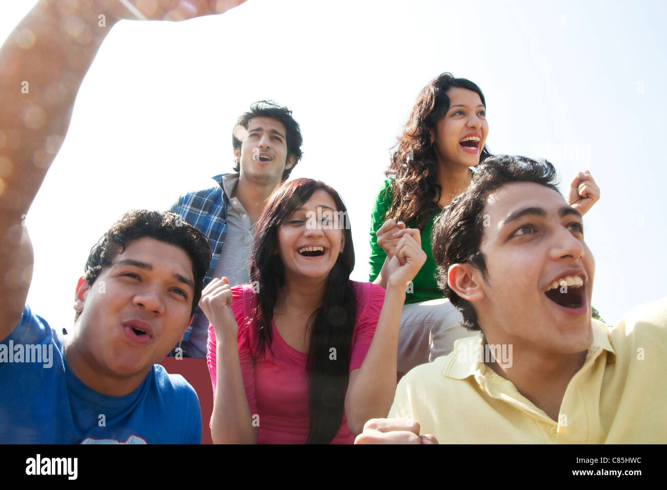 Jugendliche youngster -Fotos und -Bildmaterial in hoher Auflösung – Alamy
