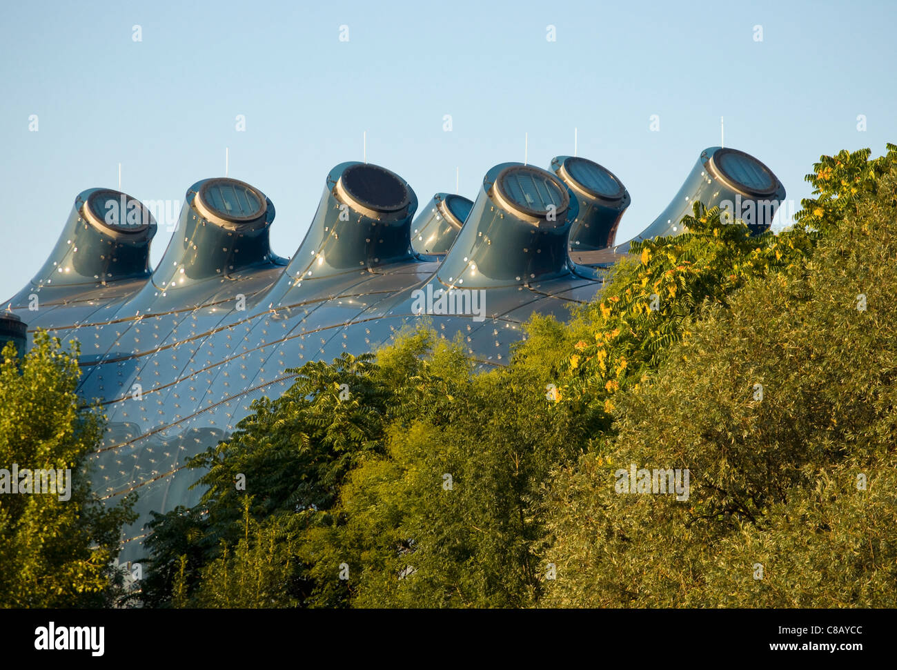 Detail der Außenhaut des modernen Grazer Kunsthaus (Kunstmuseum Graz ...