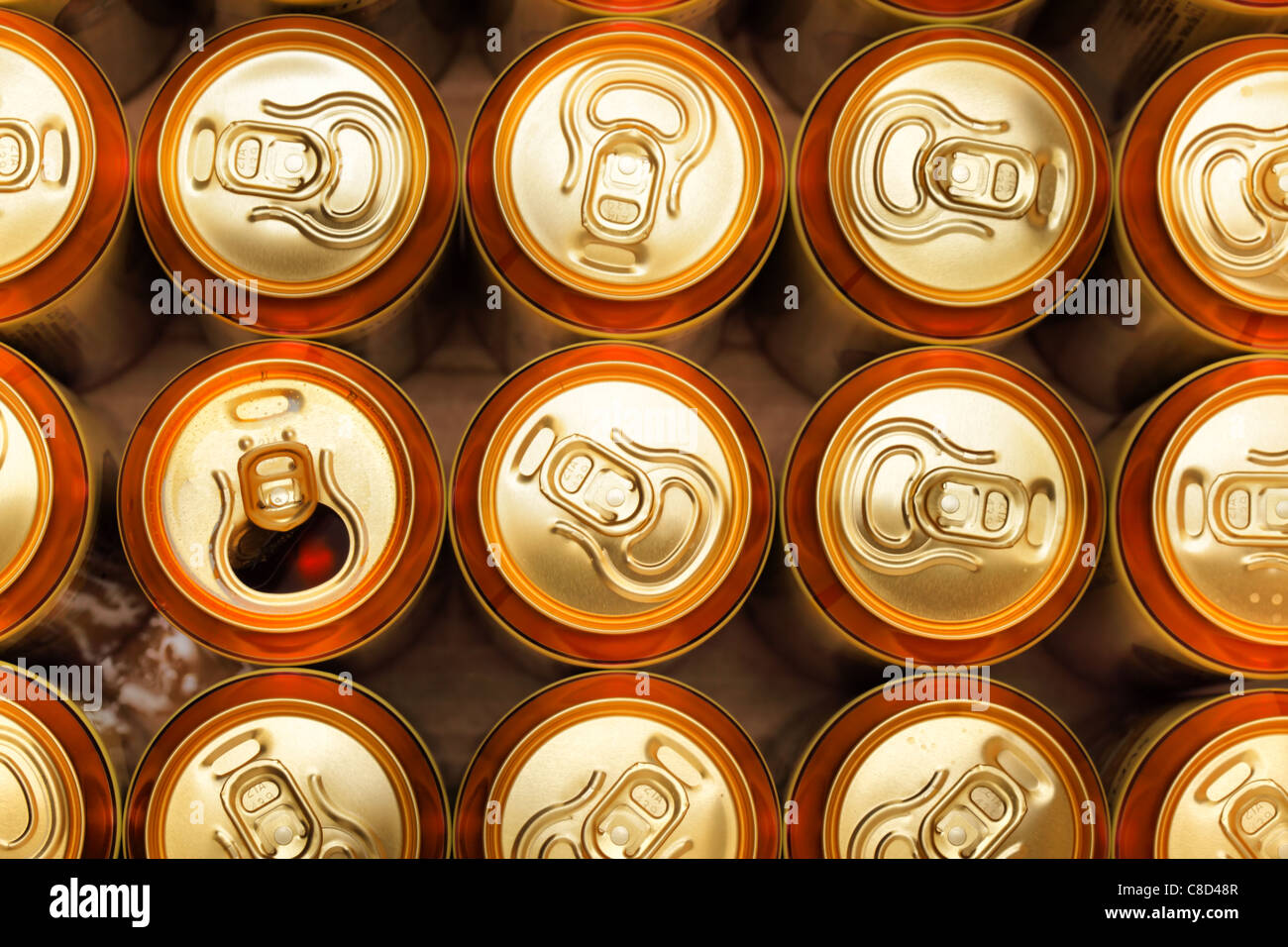 Viele bierdosen -Fotos und -Bildmaterial in hoher Auflösung – Alamy