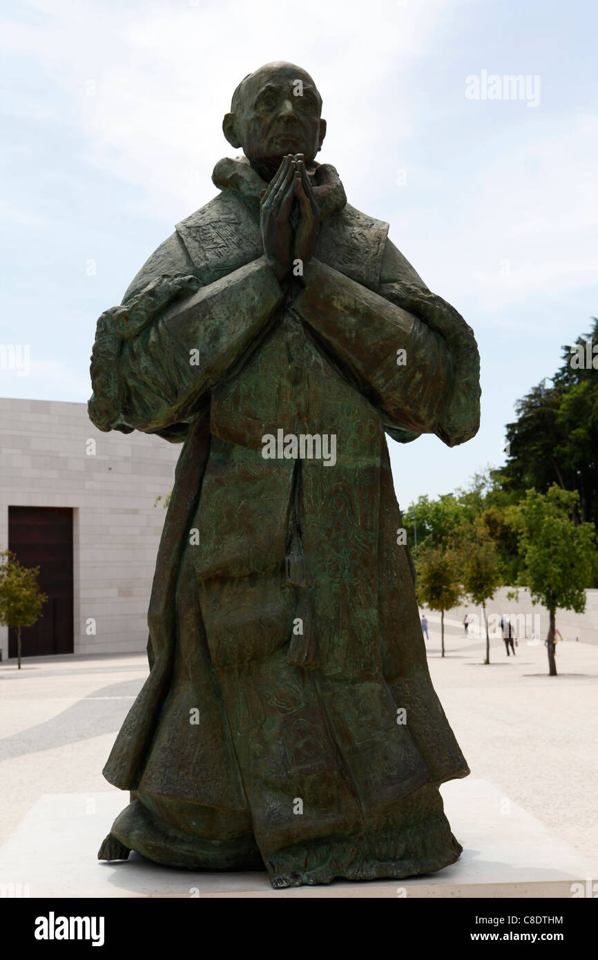Statue von Papst Paul VI. in Fatima, Portugal Stockfotografie - Alamy