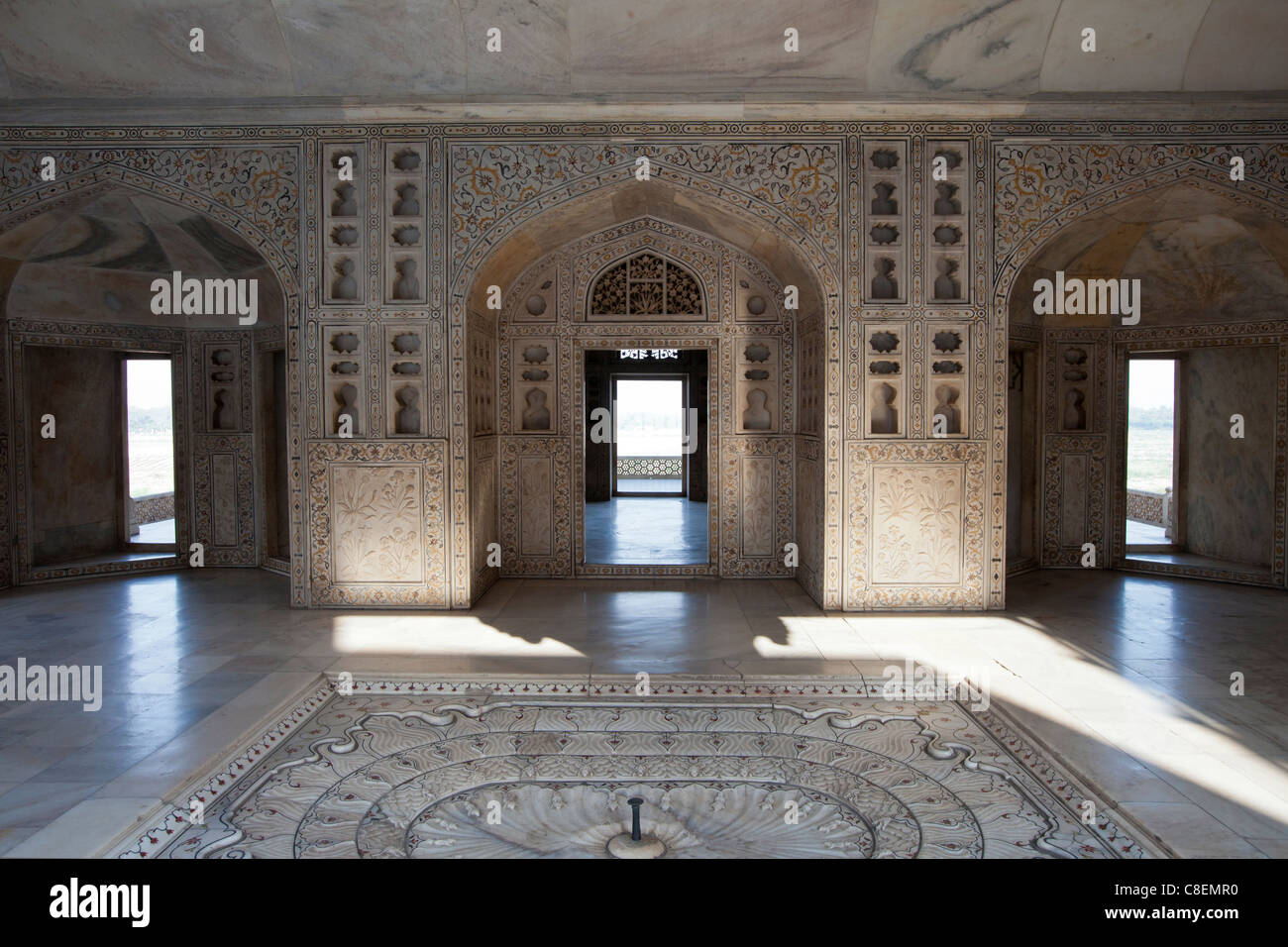 Khas Mahal Palace mit Pietra Dura Juwel Einlegearbeiten aus Marmor ...