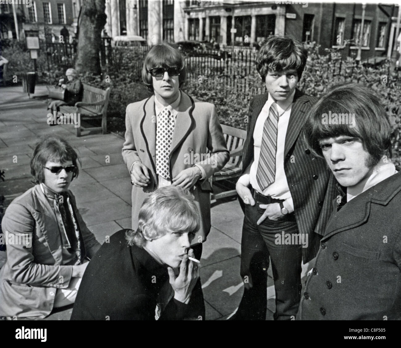 Move uk pop group trevor -Fotos und -Bildmaterial in hoher Auflösung ...