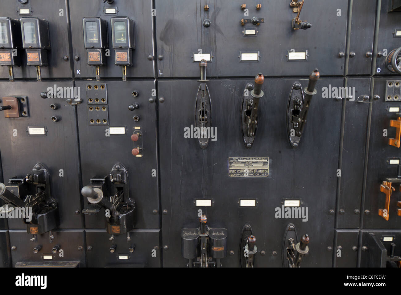 Manuelle Schalter innerhalb der Grimeton Radiostation, ein UNESCO ...