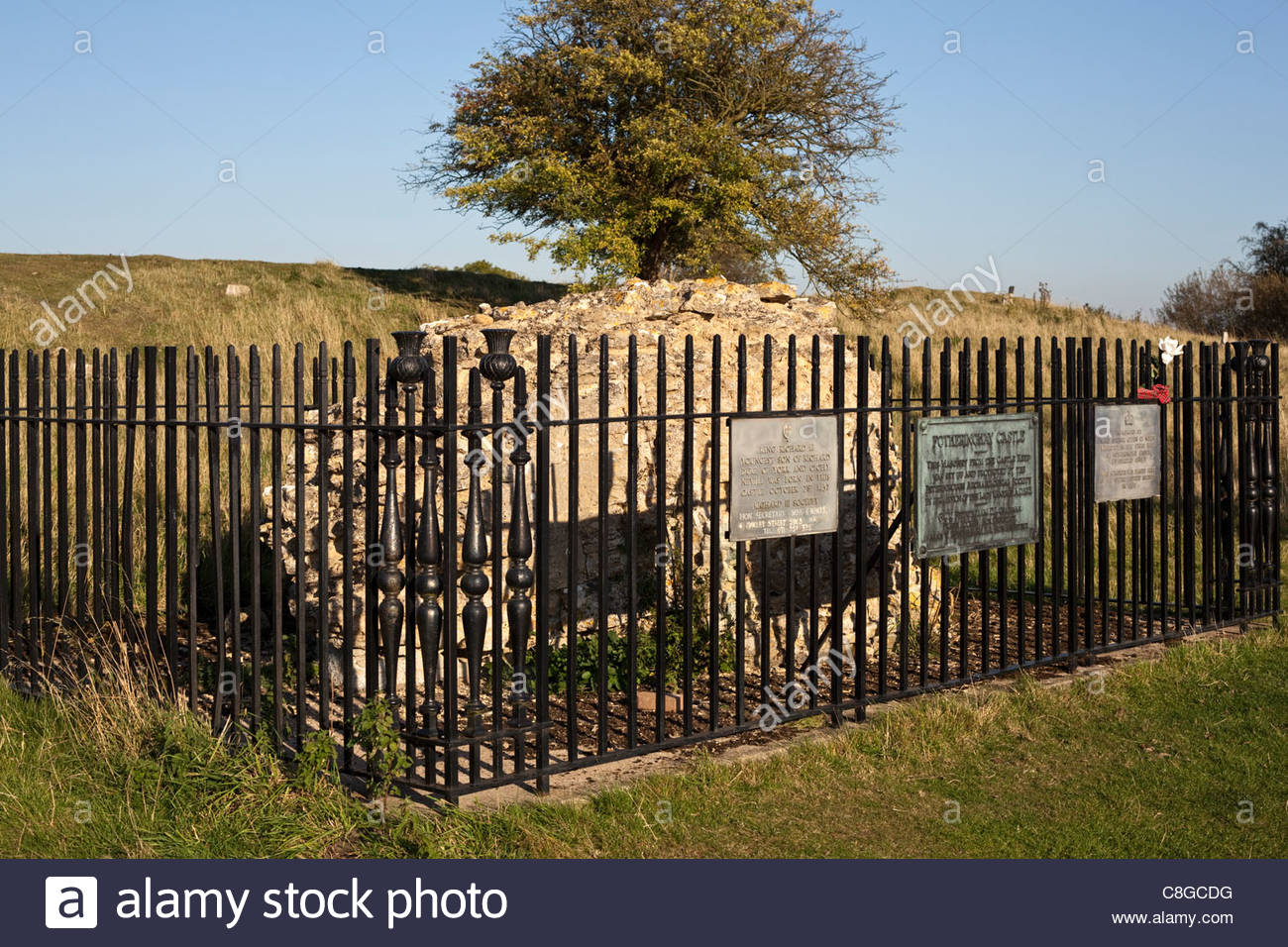 Fotheringhay Schloss Stockfotos und -bilder Kaufen - Alamy