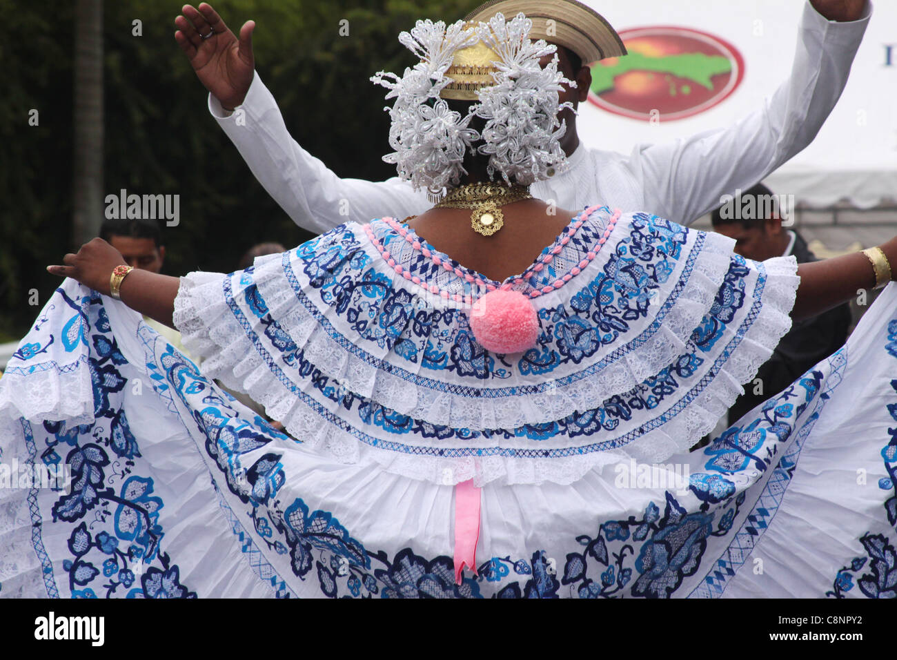 Panama traditional dances -Fotos und -Bildmaterial in hoher Auflösung ...
