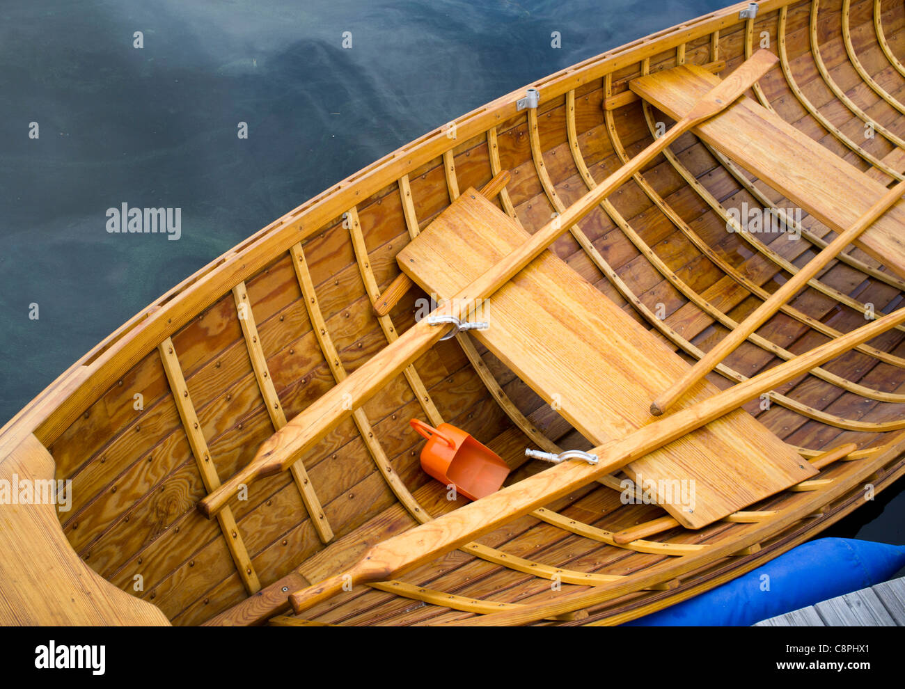 Ruderboote Aus Holz Stockfotos und -bilder Kaufen - Alamy