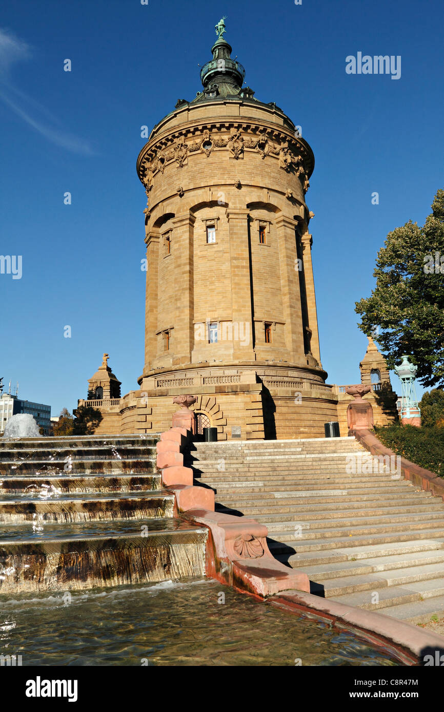 Mannheim wasserturm -Fotos und -Bildmaterial in hoher Auflösung – Alamy