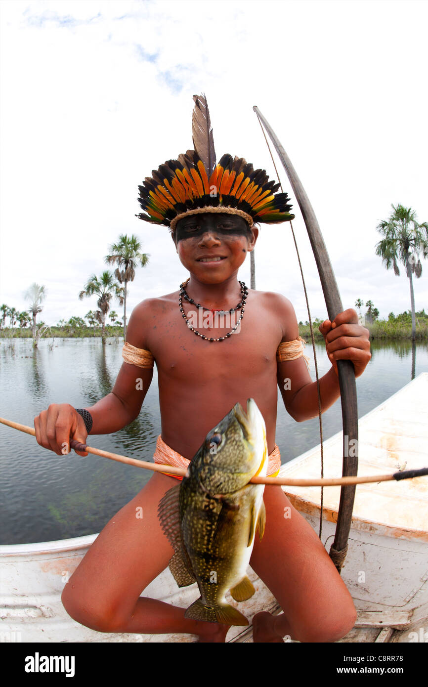Xingu-Indianer in der Amazone, Brasilien Stockfotografie - Alamy