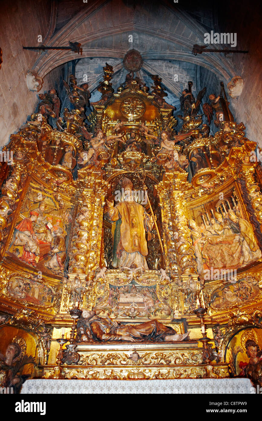 Altarbild des heiligen kreuzes -Fotos und -Bildmaterial in hoher Auflösung – Alamy