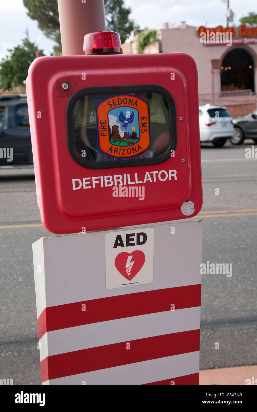 Cardiac defibrillator -Fotos und -Bildmaterial in hoher Auflösung – Alamy