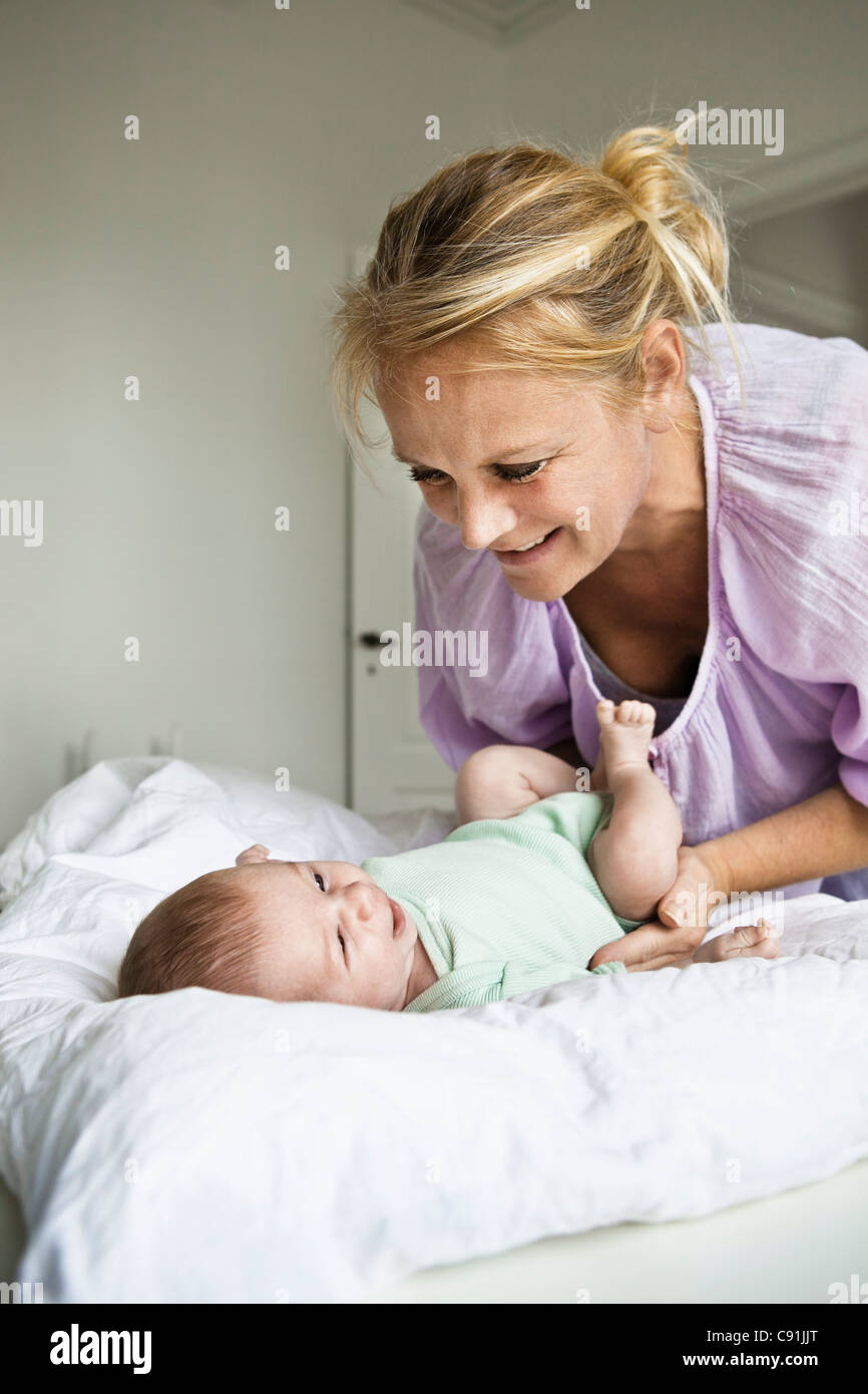Windel voll erwachsene -Fotos und -Bildmaterial in hoher Auflösung – Alamy