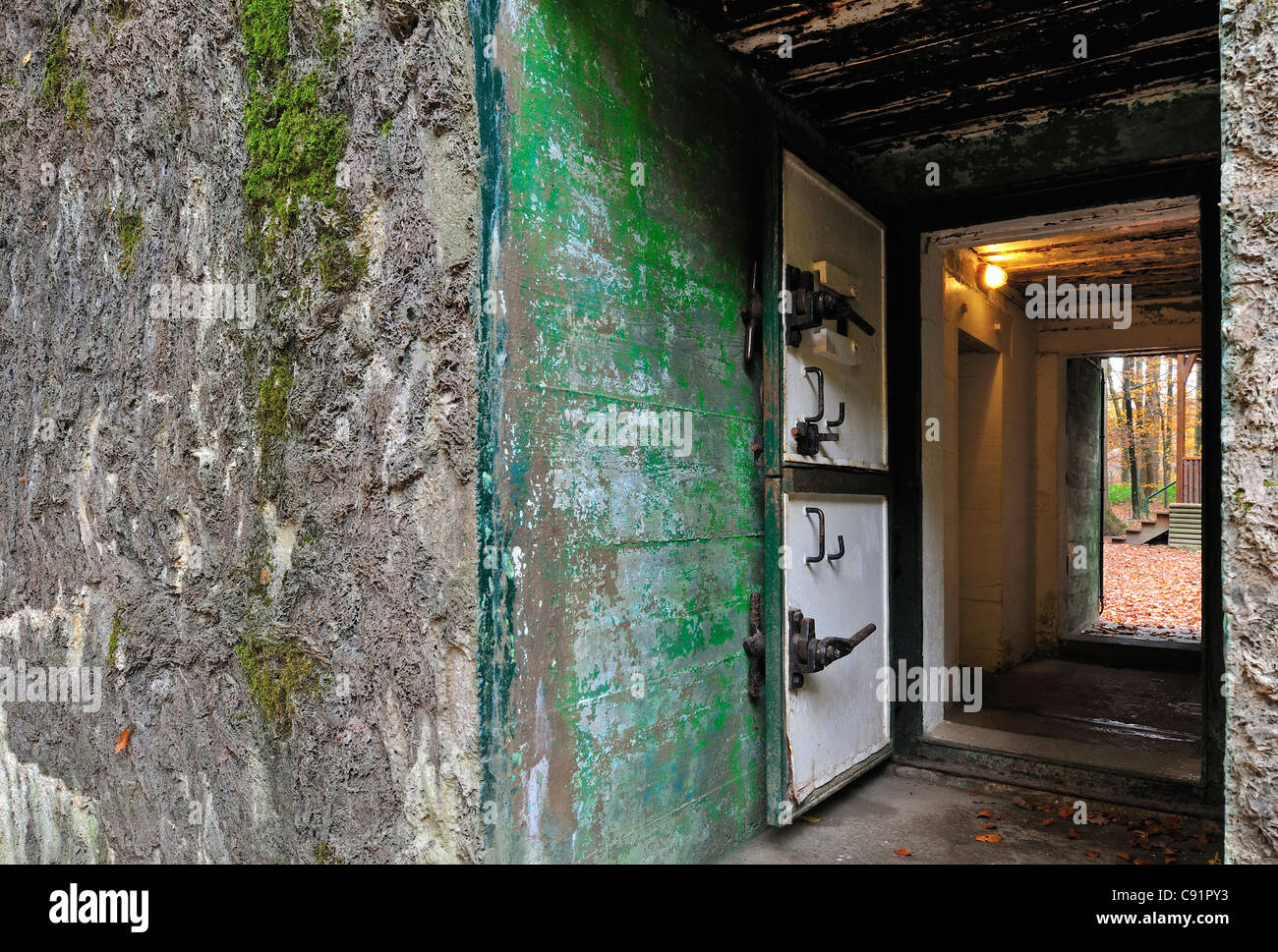 WW2 Wolfsschlucht Freilichtmuseum ich zeigt Adolf Hitlers Bunker im ...