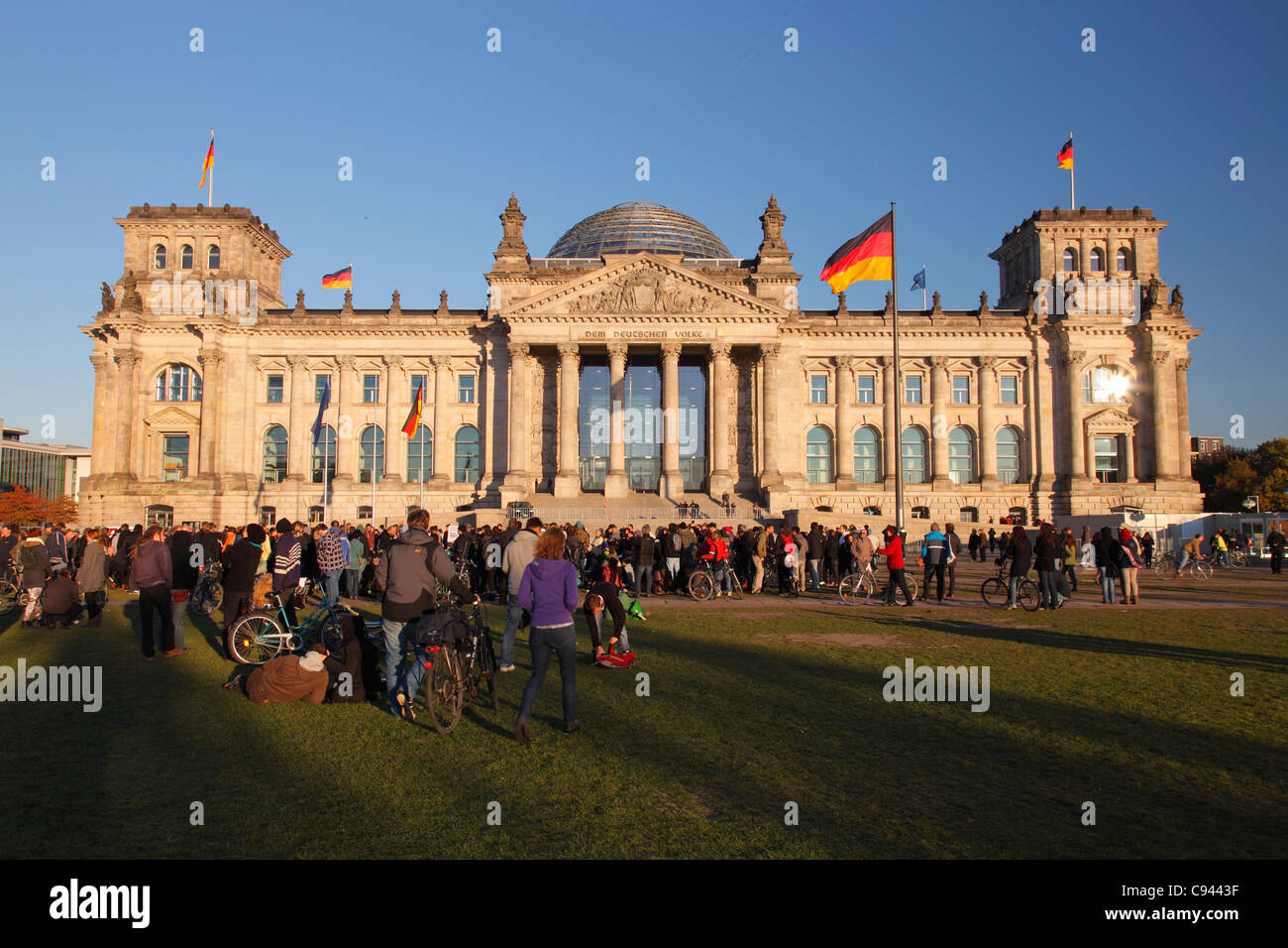 Demonstration gegen die Kraft der Banken und Finanz-Hauptstadt vor ...