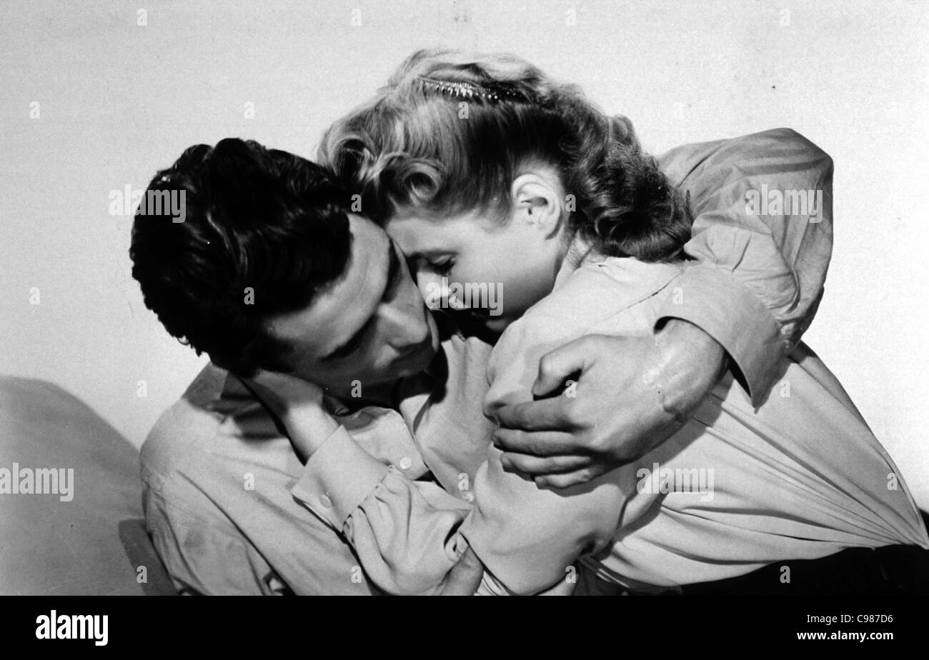 Gregory peck und ingrid bergman Schwarzweiß-Stockfotos und -bilder - Alamy