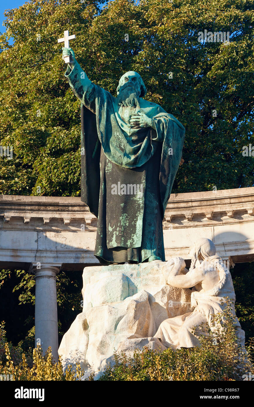Heilige gellert statue -Fotos und -Bildmaterial in hoher Auflösung – Alamy