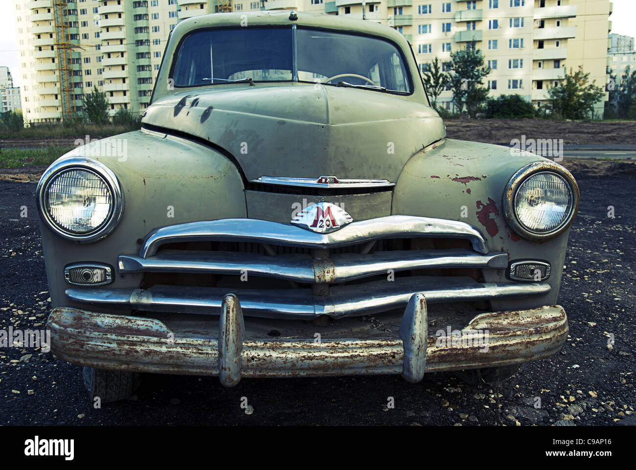 Gaz pobeda -Fotos und -Bildmaterial in hoher Auflösung – Alamy
