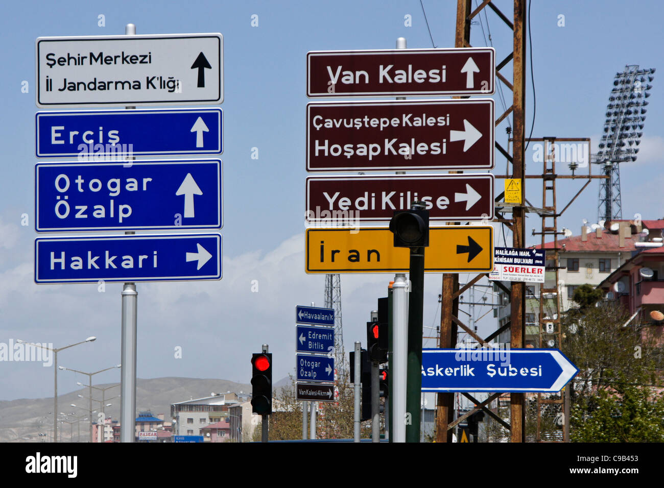 Turkish Signs Stockfotos und -bilder Kaufen - Alamy