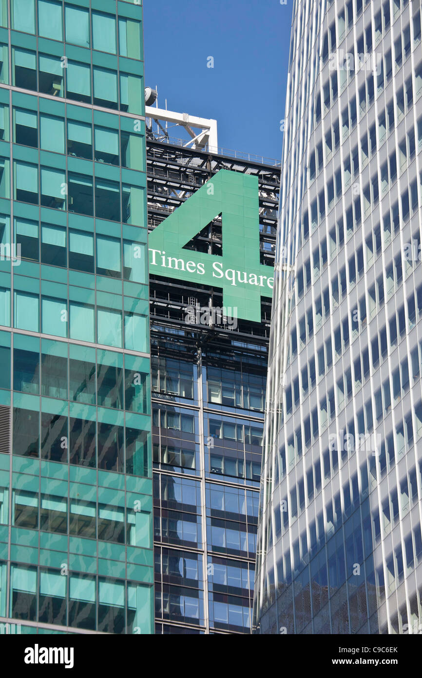 4 times square -Fotos und -Bildmaterial in hoher Auflösung – Alamy