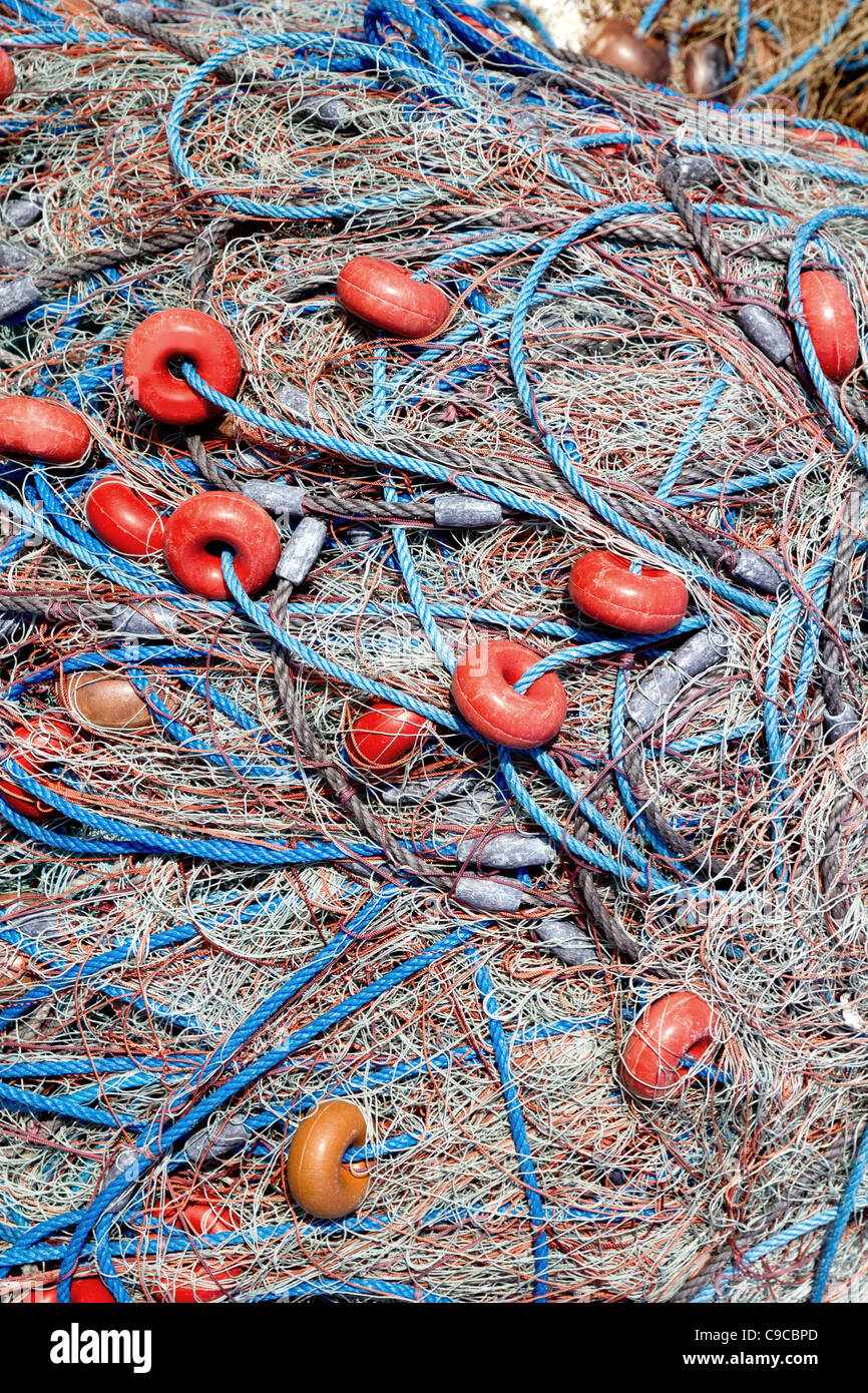 Boote und Fischernetze Stockfotos und -bilder Kaufen - Alamy