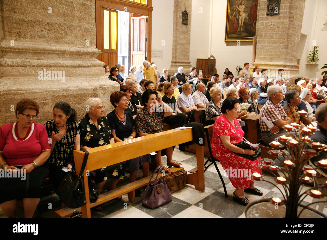 Alghero church -Fotos und -Bildmaterial in hoher Auflösung – Alamy
