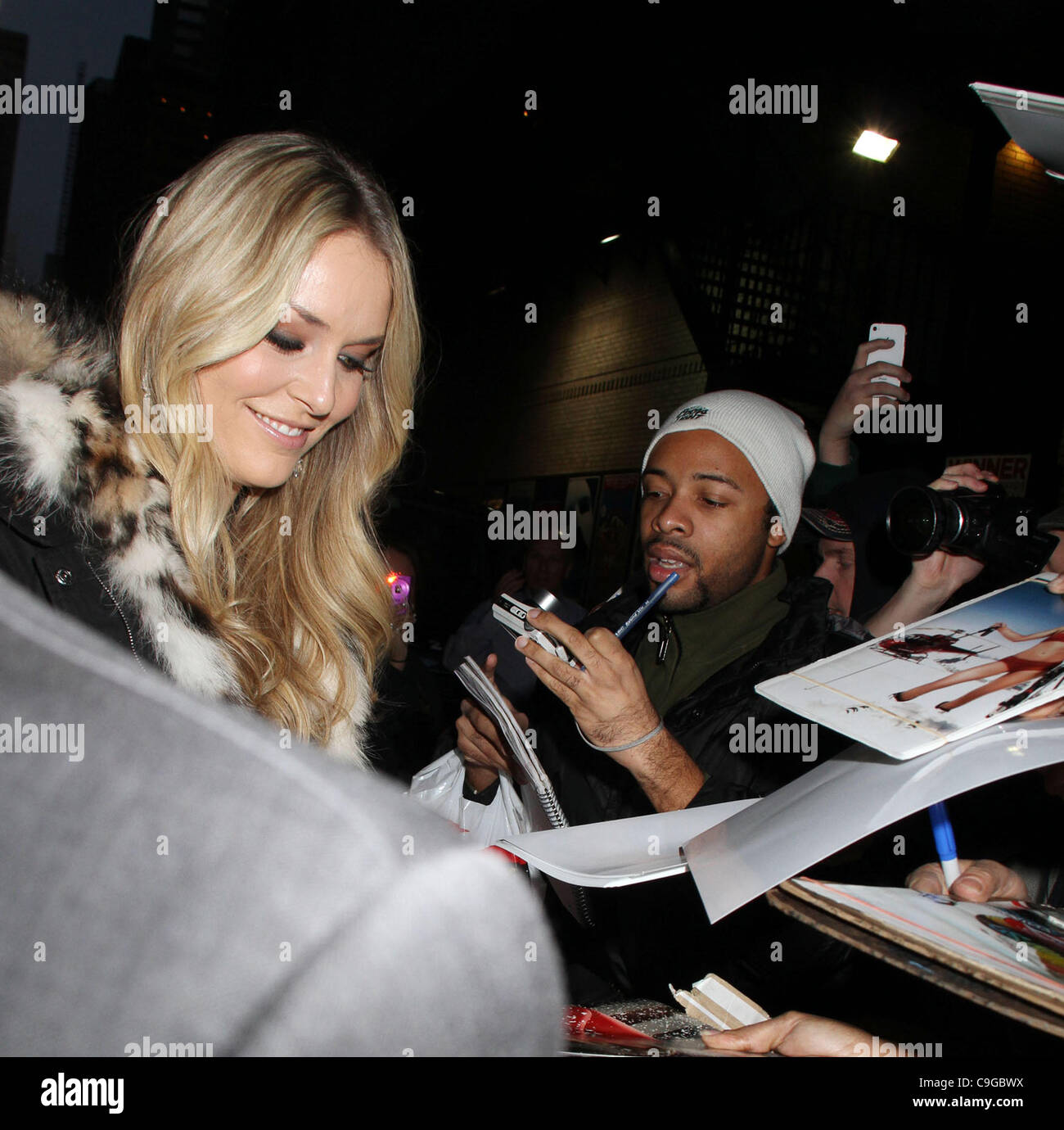 22. Dezember 2011 Autogramme - New York, New York, USA - Skifahrer ...