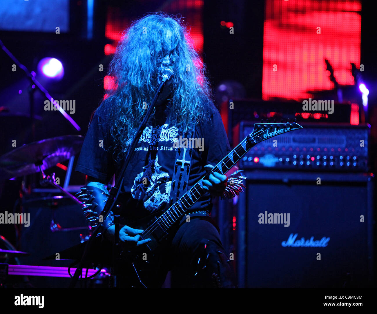 Live kult -Fotos und -Bildmaterial in hoher Auflösung – Alamy