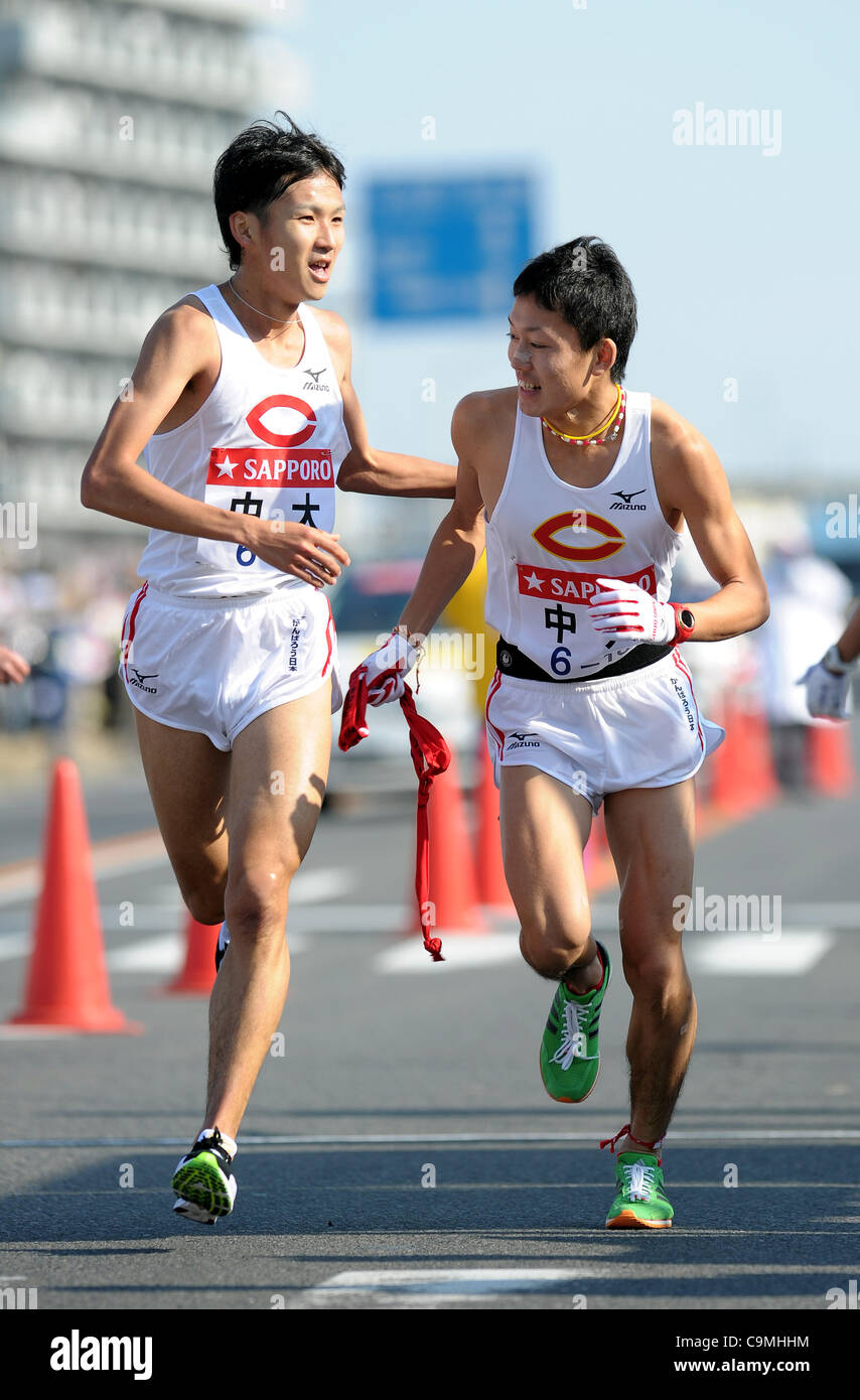 (L, R) Akihiro Atsumi (Chuo-Univ), Shota Shinjo (Chuo-Univ), 2. Januar ...