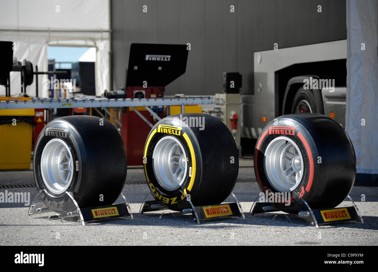 Pirelli racing tyres -Fotos und -Bildmaterial in hoher Auflösung – Alamy