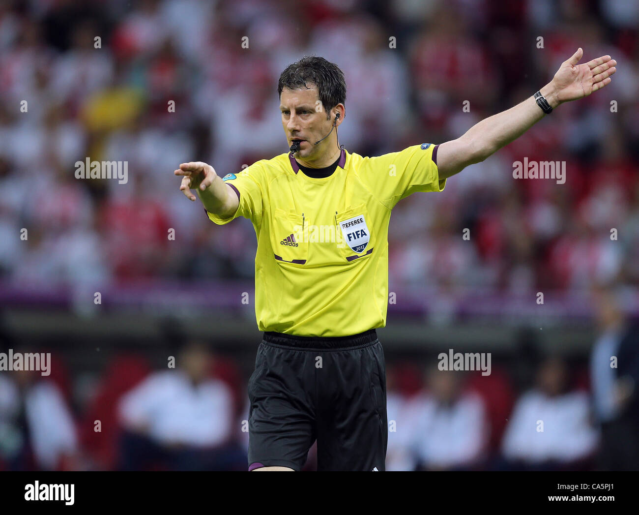 WOLFGANG STARK FIFA Schiedsrichter Nationalstadion Warschau 12. Juni 2012 Stockfotografie - Alamy