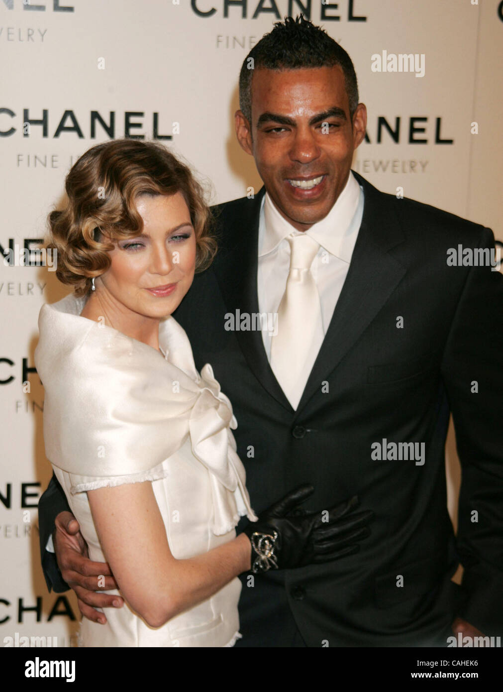 Ehemann chris ivery -Fotos und -Bildmaterial in hoher Auflösung – Alamy