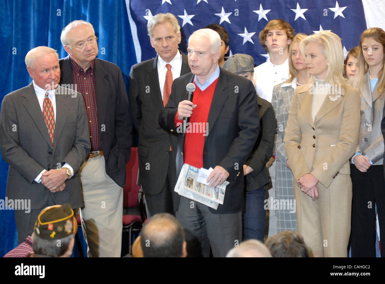 18. Januar 2008: Senator Phil Gramm Plays John McCain sprechen auf der ...
