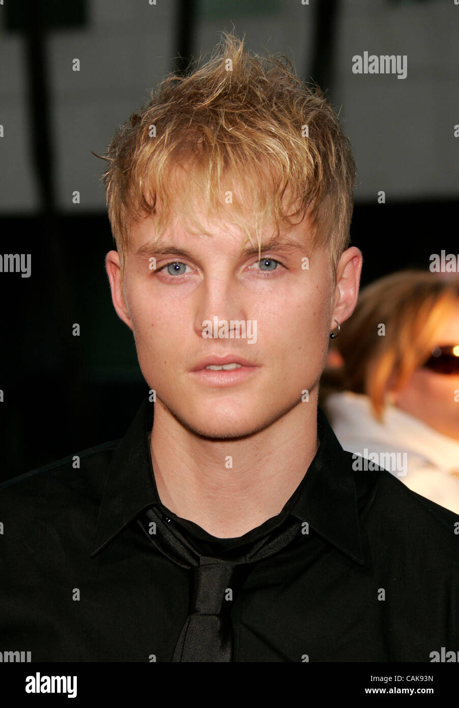 Toby hemingway premiere feast love -Fotos und -Bildmaterial in hoher ...