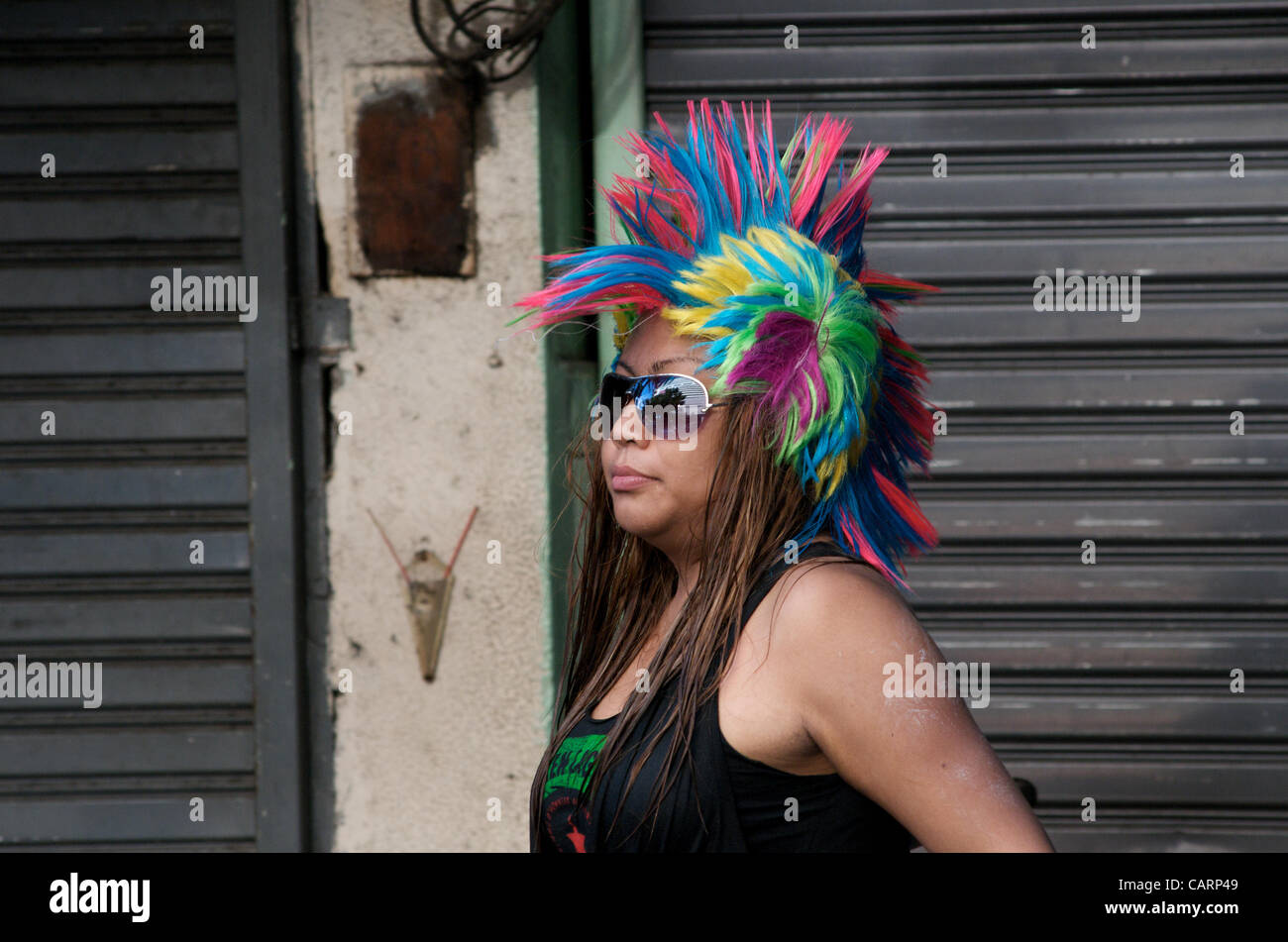 Traditionelle frisuren thailand -Fotos und -Bildmaterial in hoher ...