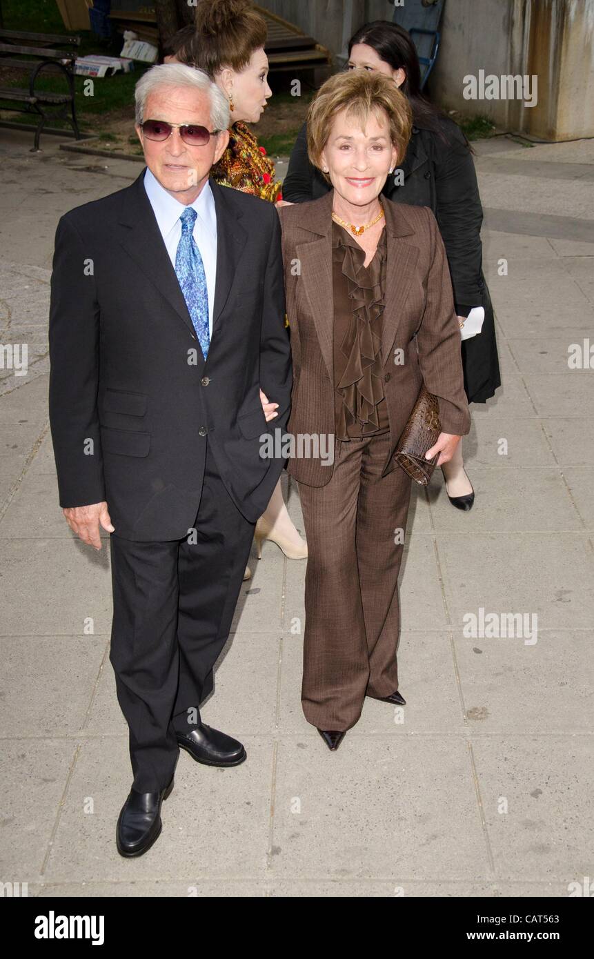 Judge judy sheindlin -Fotos und -Bildmaterial in hoher Auflösung – Alamy