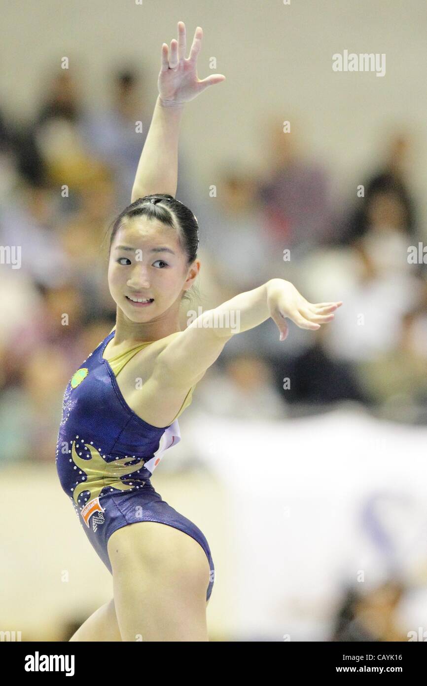 Asuka Teramoto (JPN), 4. Mai 2012 - Kunstturnen: Asuka Teramoto Japans ...