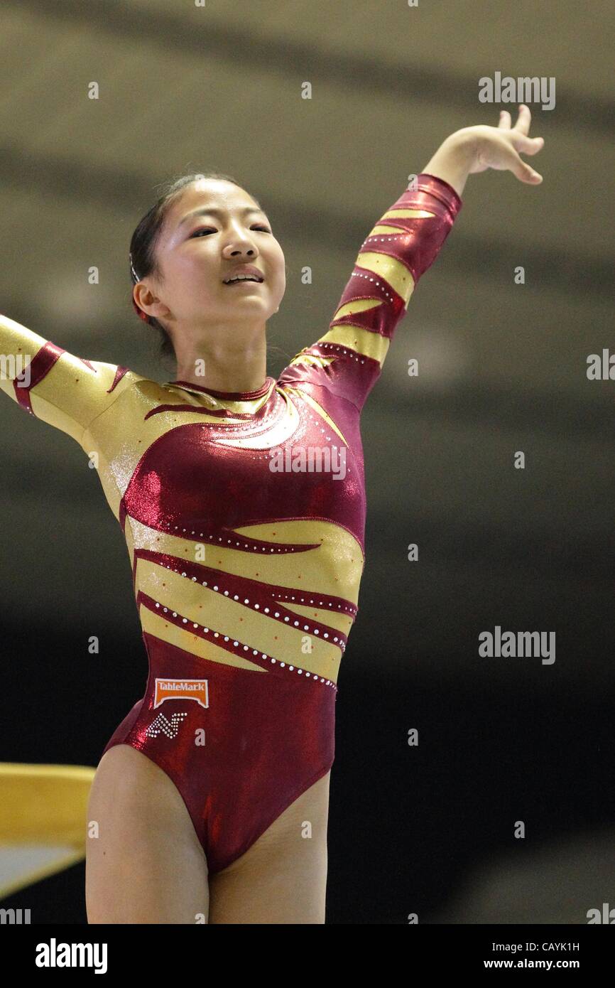 Asuka Teramoto (JPN), 5. Mai 2012 - Kunstturnen: Asuka Teramoto Japans ...