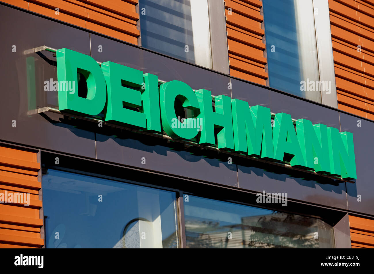 Deichmann Logo Stockfotos und -bilder Kaufen - Alamy
