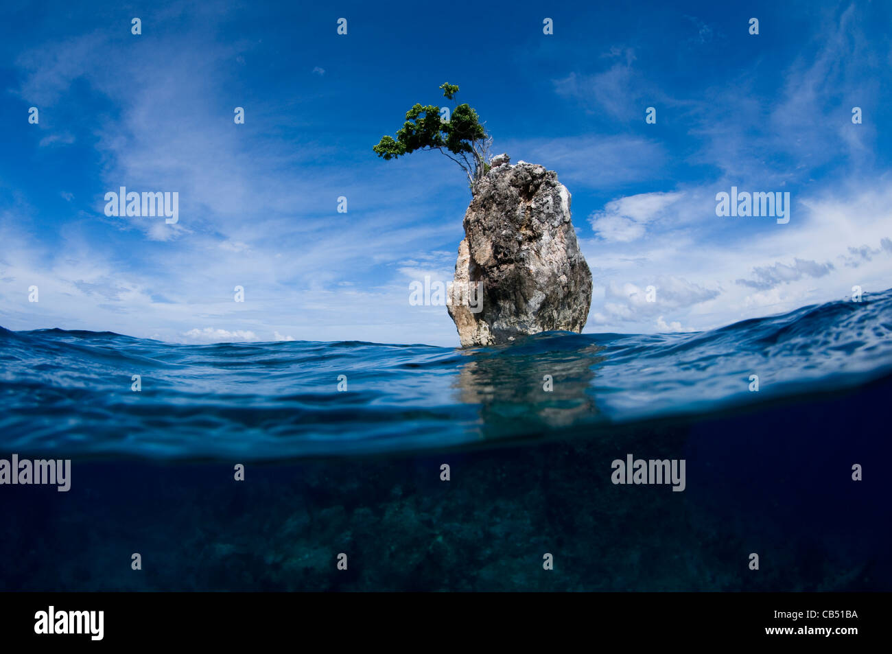 Misool insel -Fotos und -Bildmaterial in hoher Auflösung – Alamy