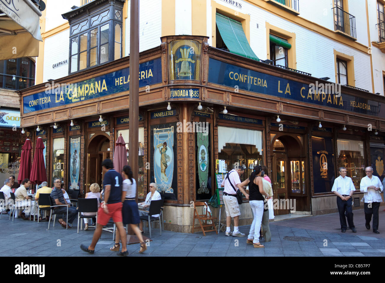 Sevilla essen -Fotos und -Bildmaterial in hoher Auflösung – Alamy
