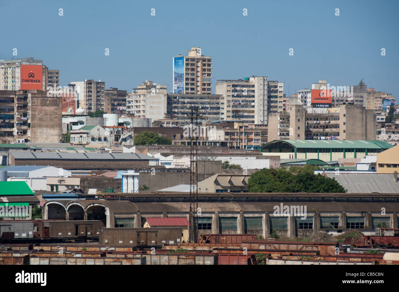 Afrika, Mosambik Maputo. Skyline-Blick von der Hauptstadt Maputo ...