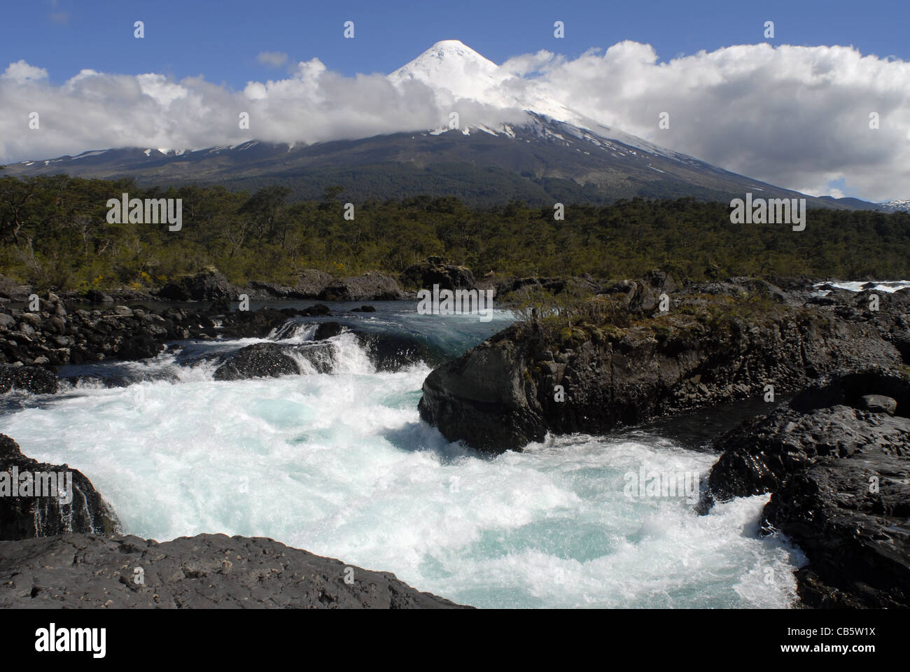 Petrohue wasserfälle -Fotos und -Bildmaterial in hoher Auflösung – Alamy