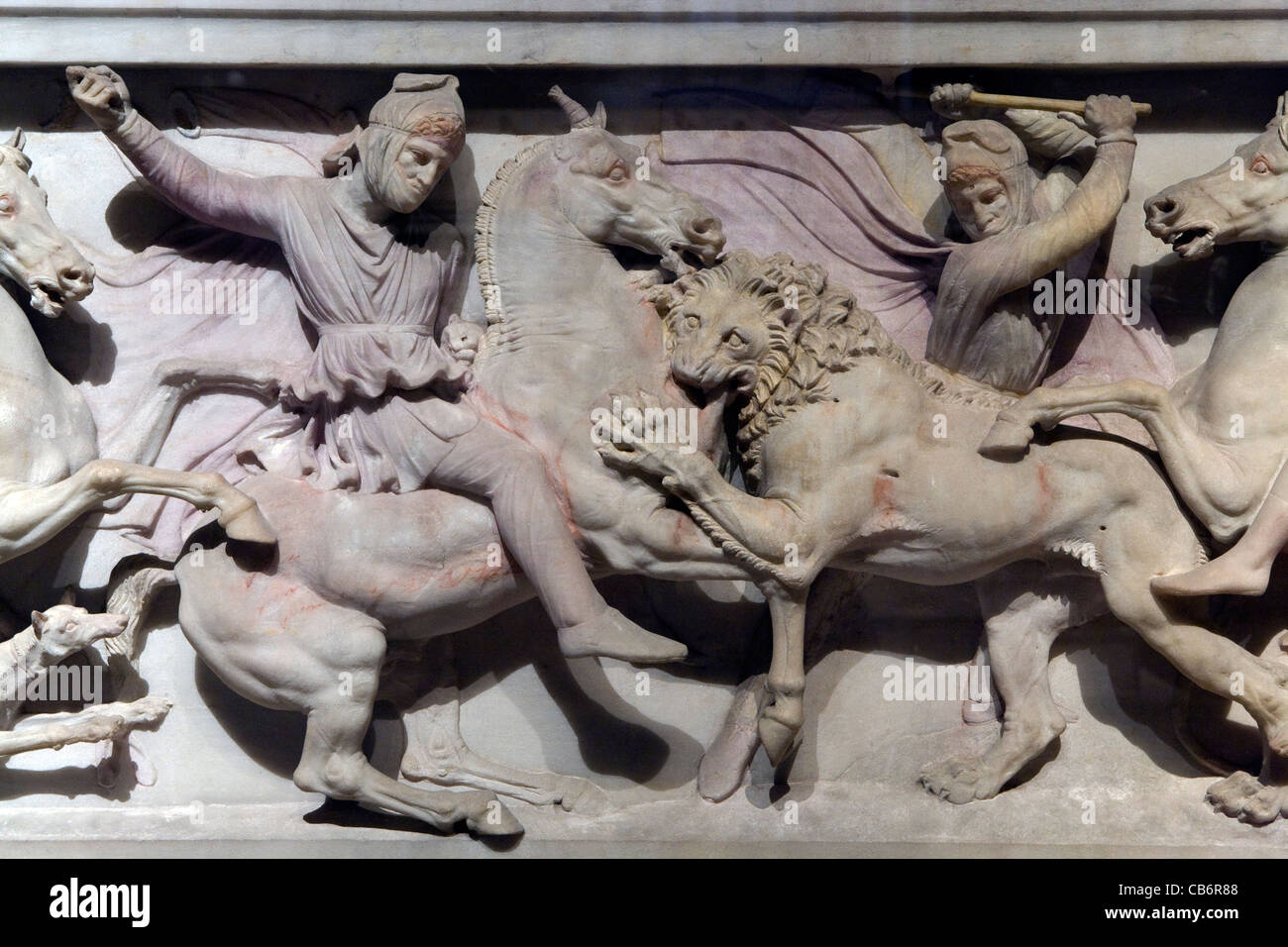 Istanbul: Archäologisches Museum - Alexander Sarcophagus-Relief-detail ...