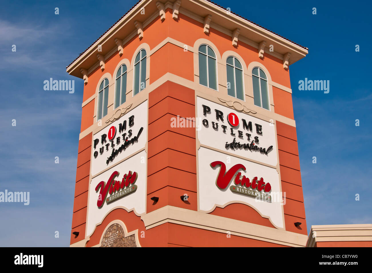 International mall -Fotos und -Bildmaterial in hoher Auflösung – Alamy